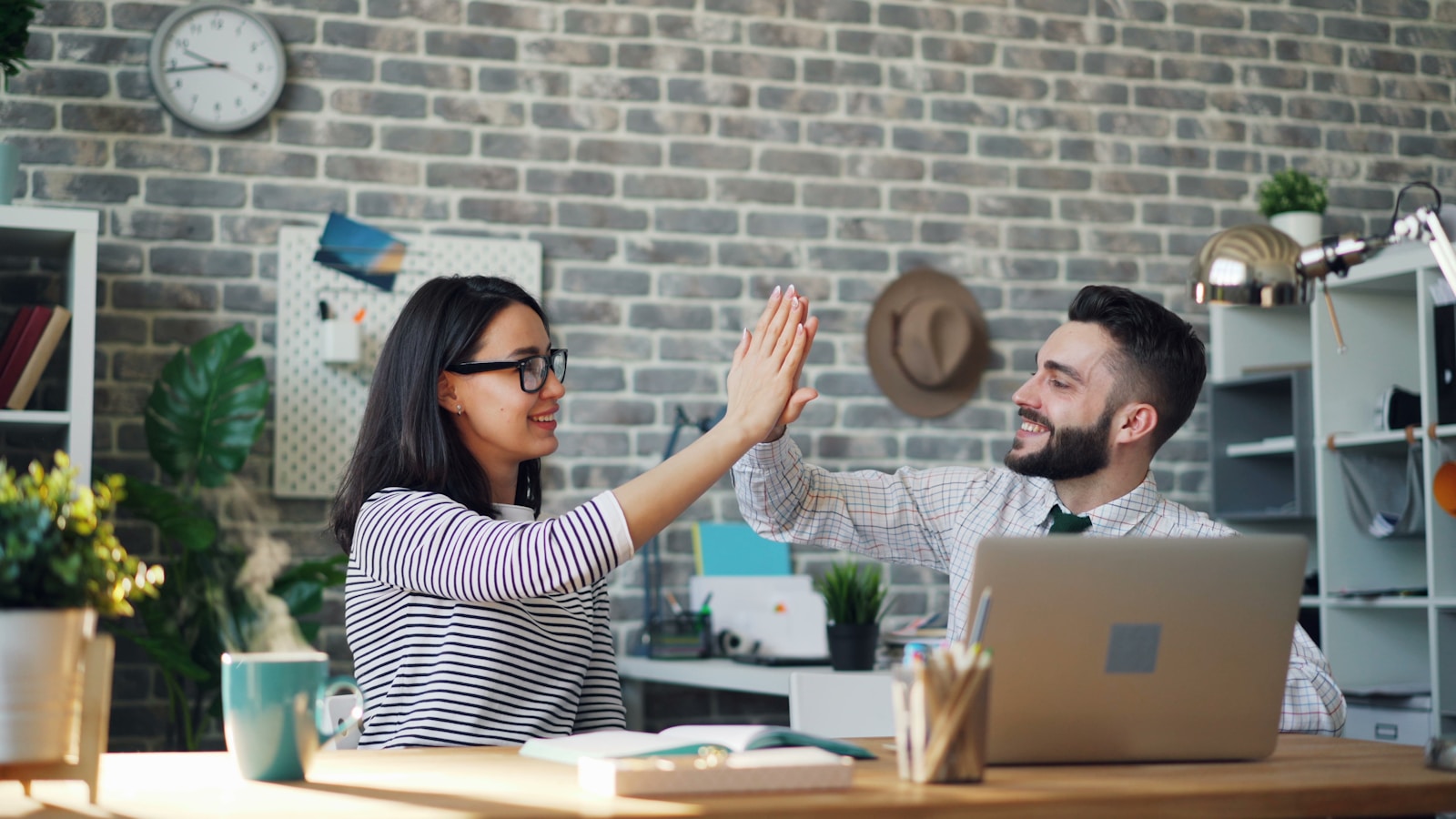 10 Essential Steps to Launching Your First Website - Avallach Technology